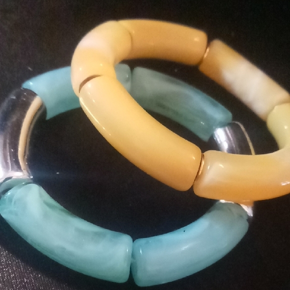 Bella Canvas | Jewelry | Designer Canvas Yellow Green Silver Lucite ...